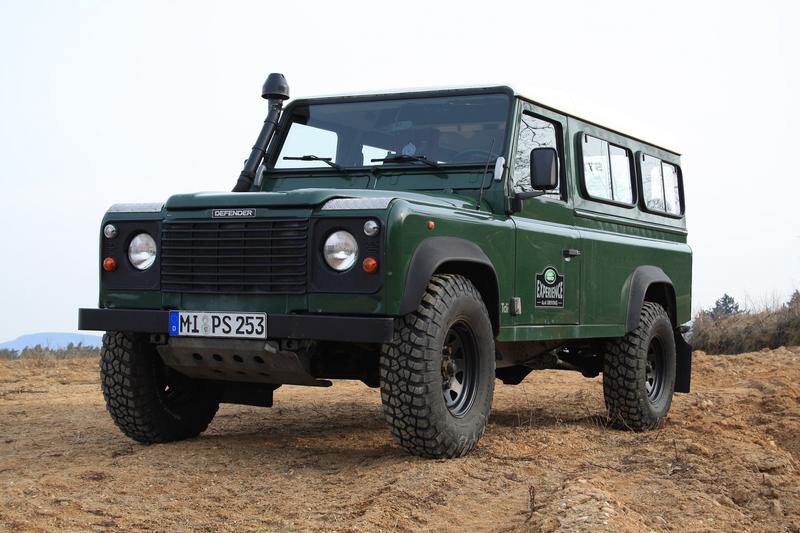 Das Offroad Forum: Landrover Defender 110 HT 300 TDI