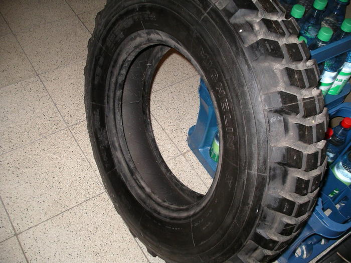 Das Offroad Forum: 1 Reifen Michelin XCL 7.00 R 16 NEU und unbenutzt