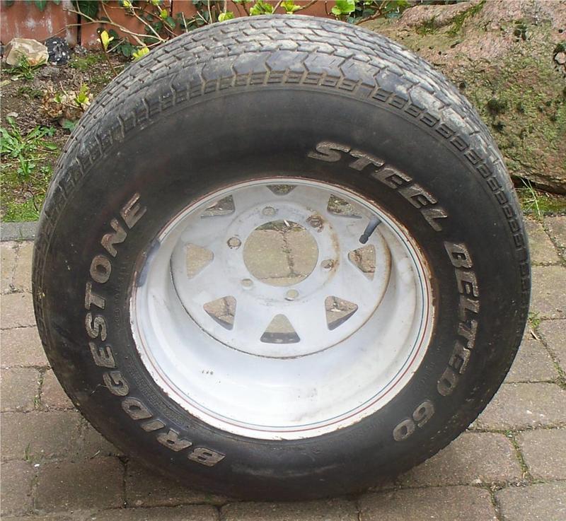 Das Offroad Forum: 4x Stahlfelgen 10 x15, 6-Loch