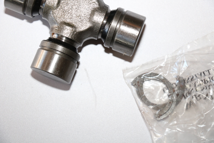 Das Offroad Forum: ABVERKAUF: Kreuzgelenke für Jeep Wrangler JK Rubicon