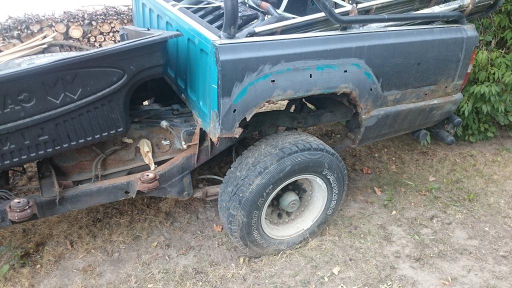 Das Offroad Forum: Rahmen mit Motor/Getreibe Mitsubishi L200 K34