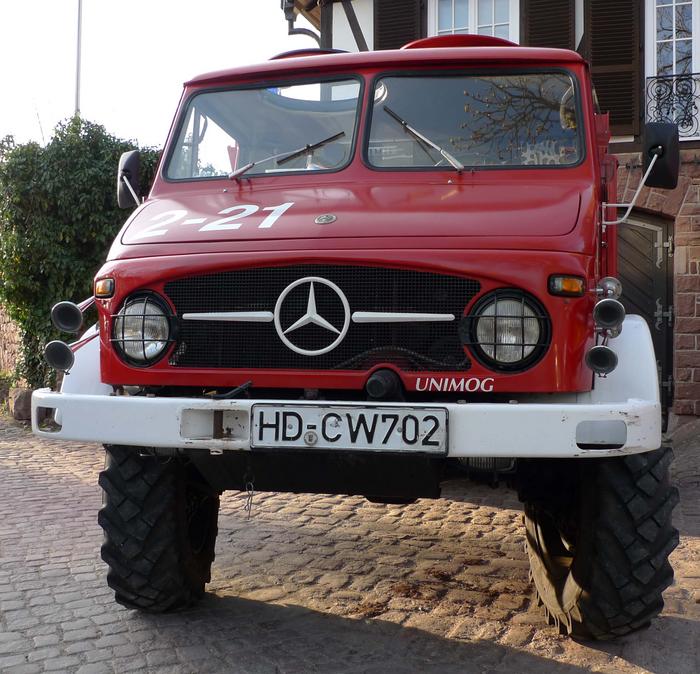 Das Offroad Forum: Unimog S404